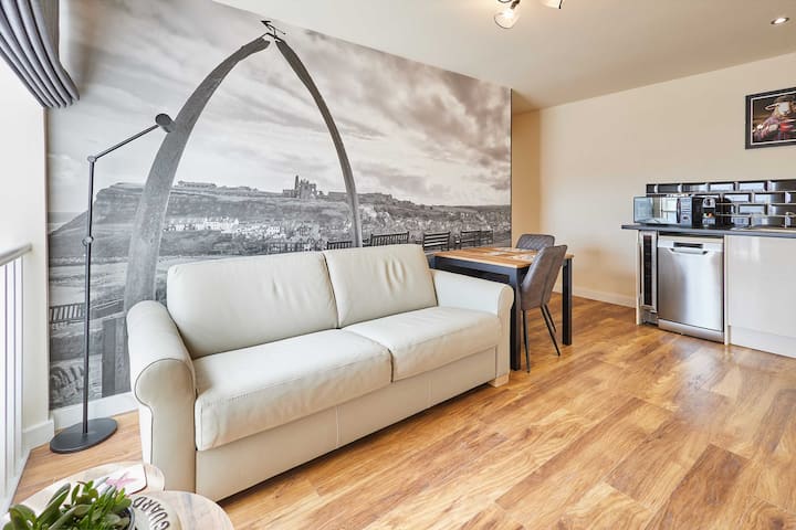 Host & Stay | Benedictine Suite, Flat 9 - Whitby, UK