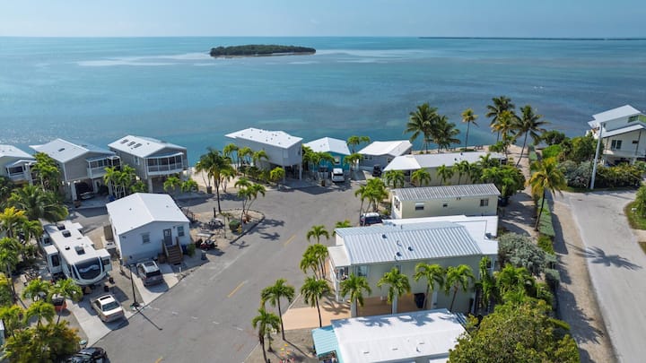 Casa Del Mare #42 - Oceanfront, Gated Community! - Cudjoe Key, FL