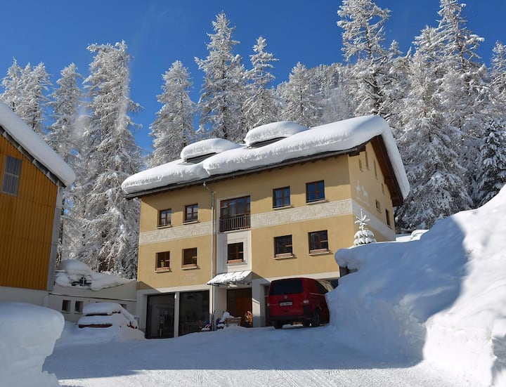 Chesa Formel Stalla Engiadina - Pontresina