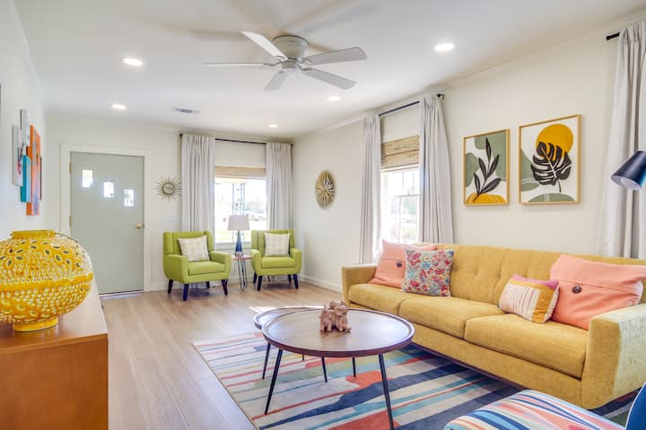 Colorful & Retro Perkinston Cottage W/ Yard! - Bond, MS