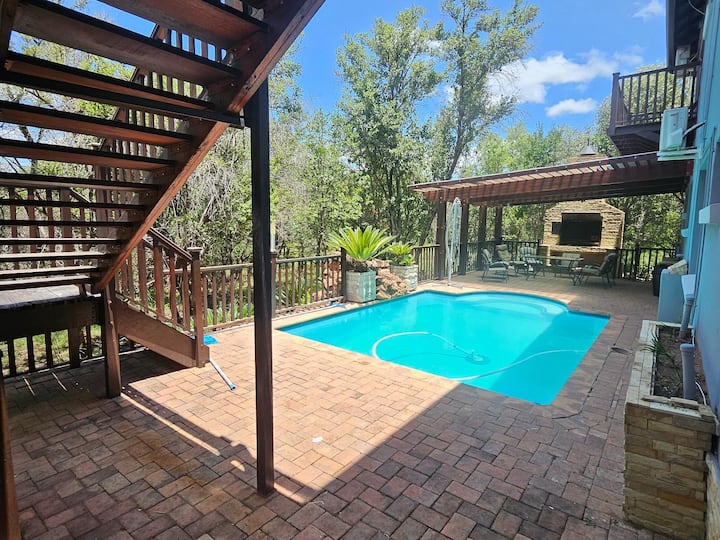 Bokmakierie Place - Deluxe Family Room - Modimolle