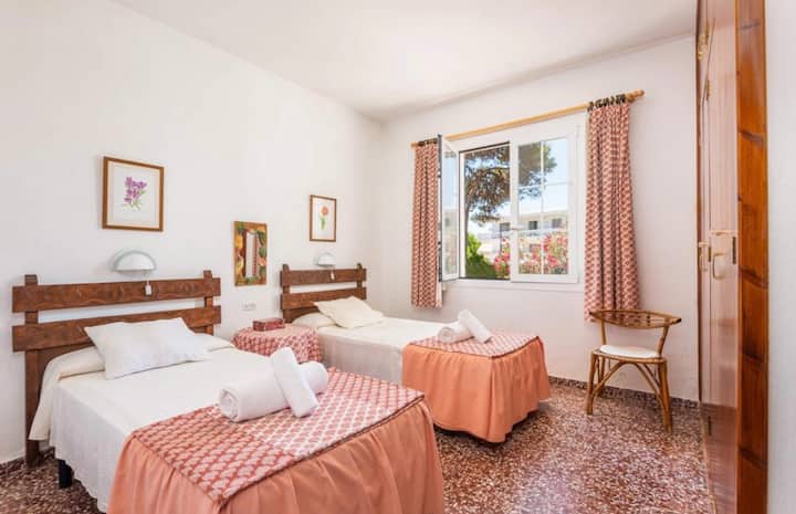 Menorca Chalet Rustic Sunny Retreat By The Sea - Menorca