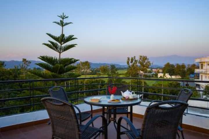 Tranquil Retreat Near Jim Corbett W/ Lush Garden - Jim Corbett National Park