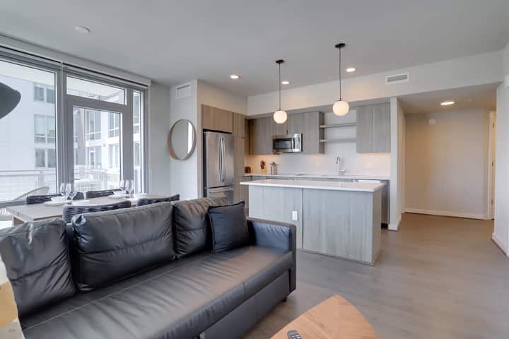 Metro-connected Clarendon Stay - Arlington, VA