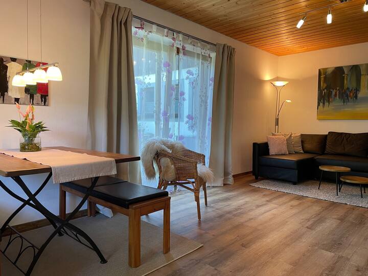 Ferienwohnung Gänseblümchen 53qm Für Max. 2 Person - Bad Endorf
