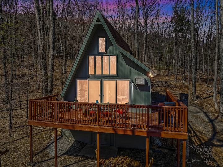 Cricket Chalet - Pets | Grill |Wifi | Game Room - Berkeley Springs