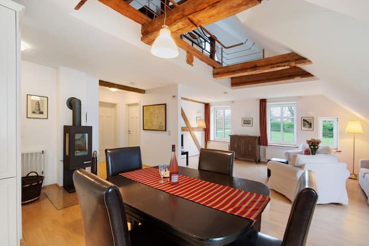 Gut Rattelvitz - Galerie Mitte - Gingst