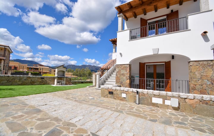 Stunning Apartment In Olia Speciosa - Castiadas