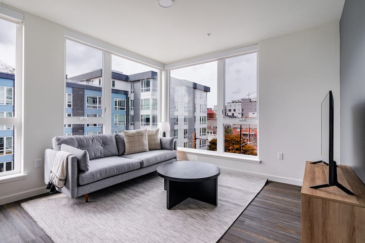 Blueground | Northlake, Gym & Rooftop, Nr Zoo - Seattle, WA