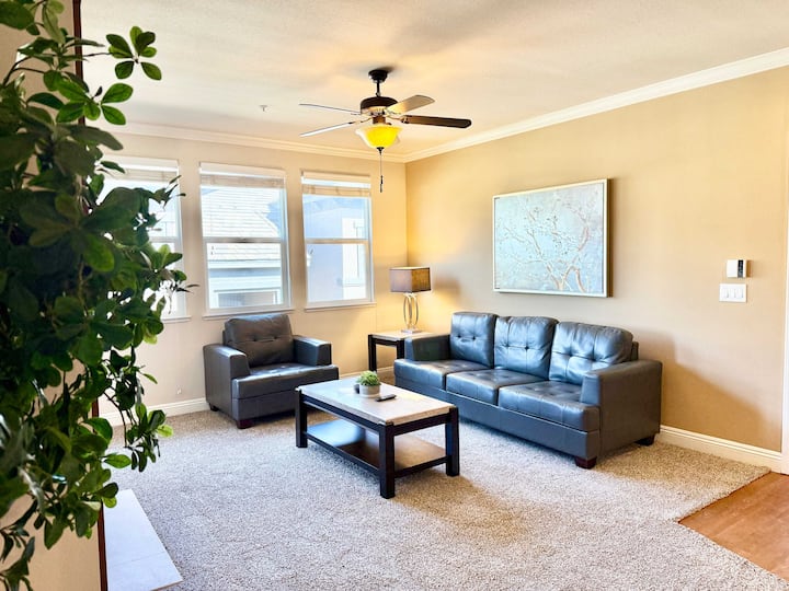 New Cozy 1br Apt With Gym, Sauna & Heated Pool Acc - Reno, NV