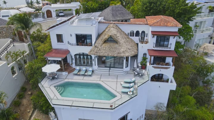 "New Listing" - Ocean View Villa Fully Staffed - Manzanillo