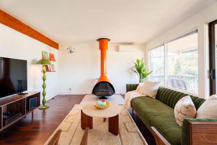 The Mod House | Stylish 3br Retreat Near Uw - Windermere - Seattle
