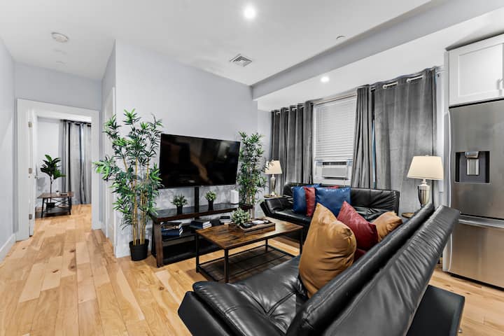 Luxury 2bd/2ba Near Airport 2161 - Revere, MA