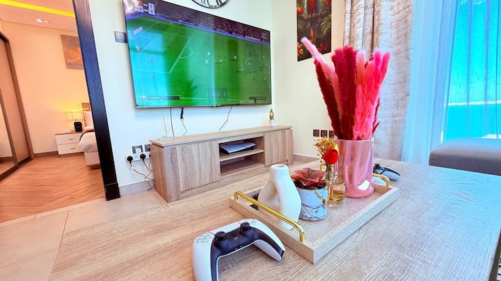 Seaview Gamers Paradise With Ps5 - Manama