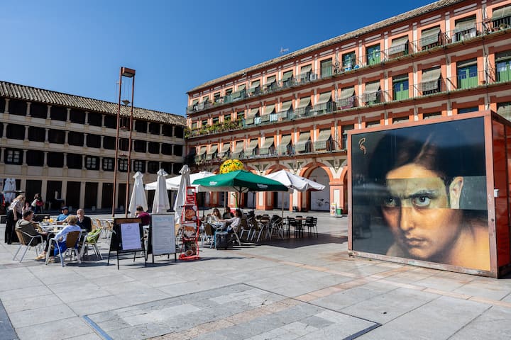 La Calleja De La Corredera - Córdoba