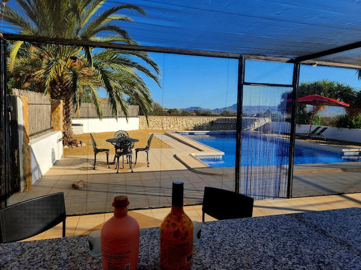Casita-sleeps5-pool-patio-bbq-parking-fireplace - Huércal-Overa