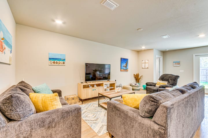 6 Mi To Gulf Shores Beach: Family Getaway! - Foley, AL