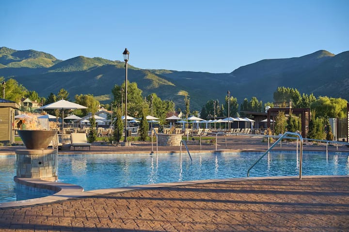 2 Perfect Suites W/pool, Near Golf & Ski Resort - Midway, UT