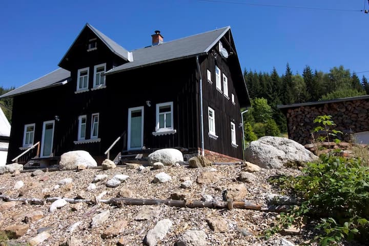 Schöne Wohnung In Klingenthal Mit Garten, Grill. - Klingenthal