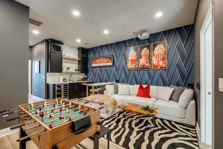 1 Mi To Dtwn: Hot Tub Haven In Richmond! - Richmond, VA