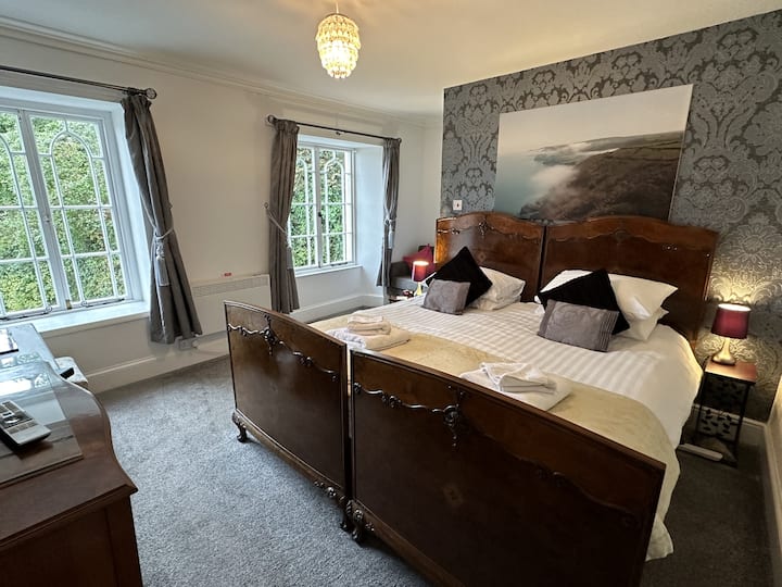 Deluxe Twin / Super King With Sea View - Lynmouth
