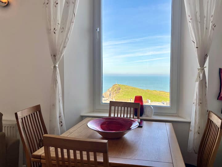 Come Hill Flat - Parking & Seaview - 일프렉콤