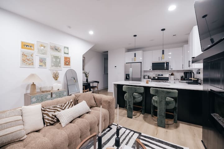 6 Min To Uchicago | Free Parking | Lux Condo - Park Manor - Chicago