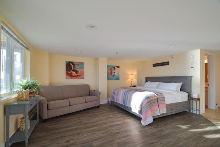 Lakeshore Lodging Lodge 611 - Halibut Cove, AK