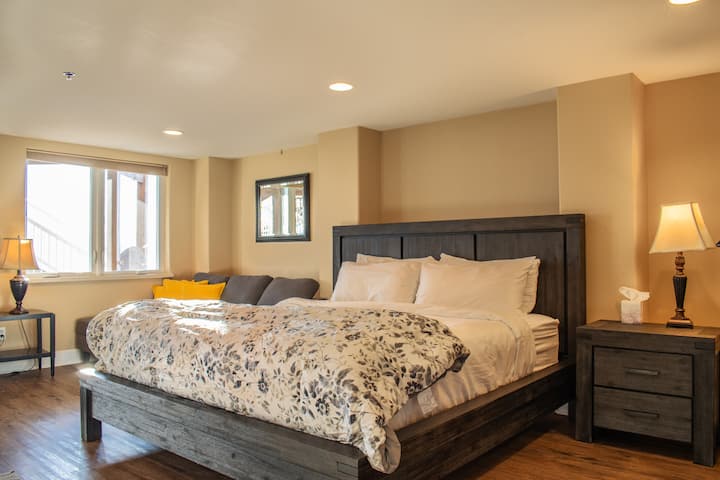 Lakeshore Lodging Lodge 622 - Homer, AK