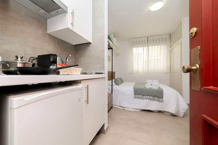 Classy Ix - Ferga Suites - Madryt