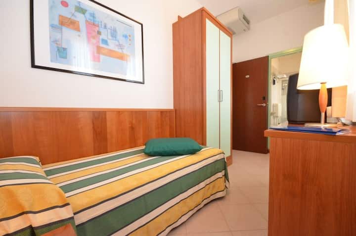 Hôtel Luna - Chambre Simple - Bibione