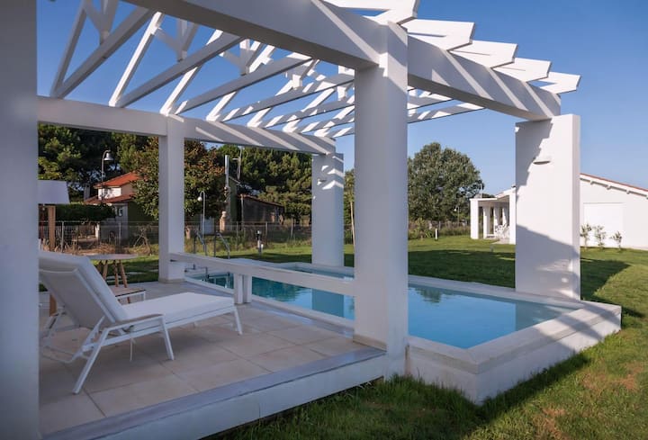 Ferienhaus Mit Privatpool, Einem Schlafzimmer Und. - Амальяс