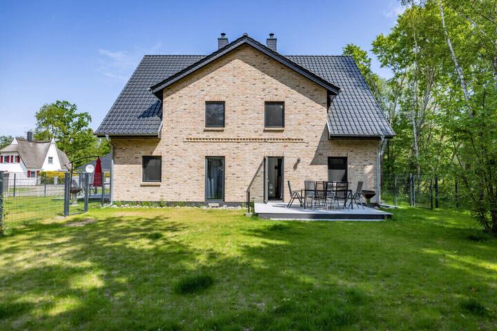 Hakuna Matata Ferienhaus 2dhh In Fuhlendorf Mit. - Zingst