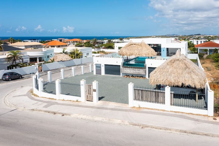 Penthouse Mit Meerblick Und Infinity Pool Jan. - Curazao