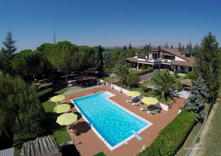 Villa Serena Assisi Eine Oase Der Ruhe - Spello