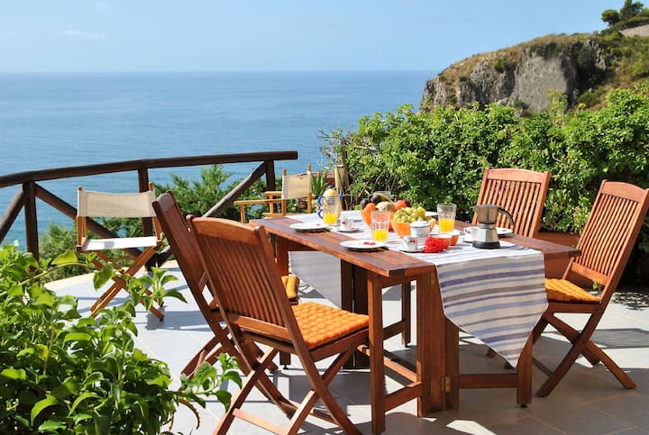 Ferienhaus In Sperlonga Mit Terrasse Und Grill - Sperlonga