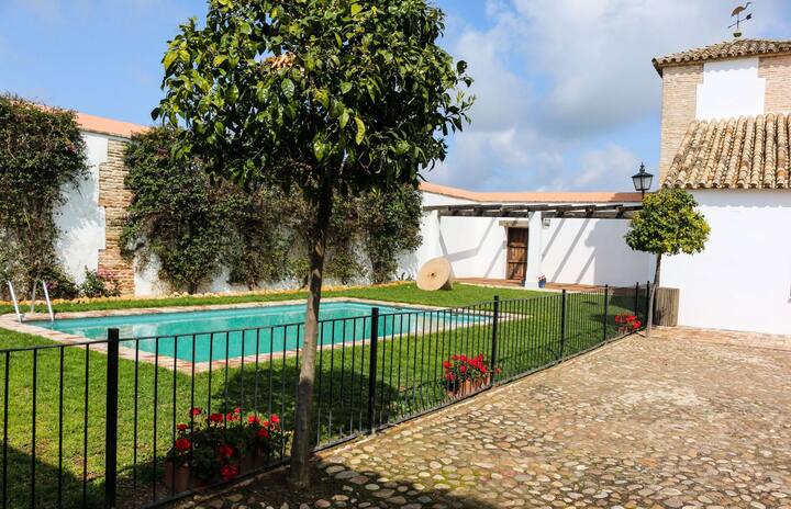 Ferienhaus Für 6 Personen Ca. 220 M Sup2 In. - Fuente Palmera
