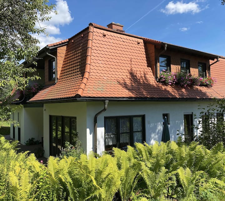 Appartement In Bad Elster Mit Grill, Garten Und. - Adorf/Vogtland