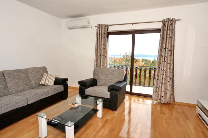 Moderne Ferienwohnung Mit Meerblick - Zadar