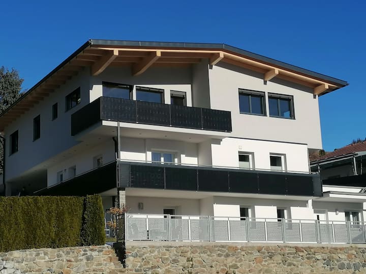 Komfortable Ferienwohnung Mit Zwei Schlafzimmern. - Lienz