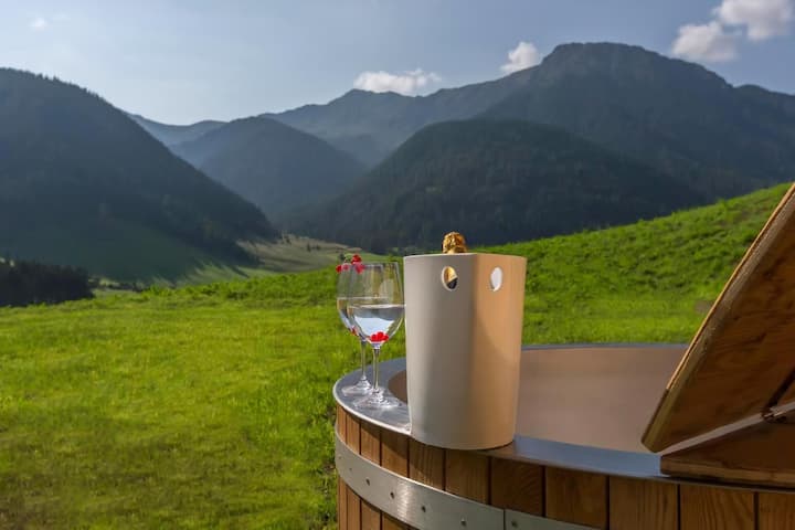 Südtiroler Chalet Lodge Inmitten Der Natur - Innichen