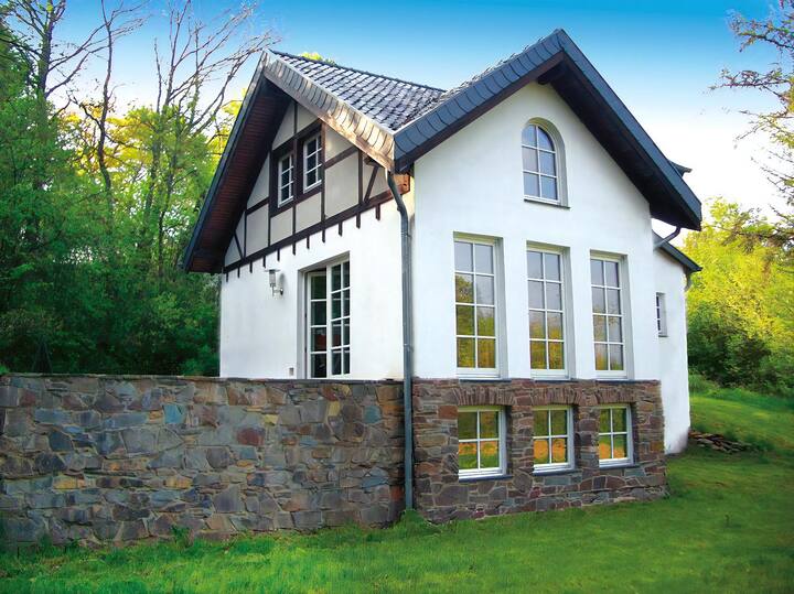 Ferienhaus Für 7 Personen Und 1 Kind In. - Blankenheim