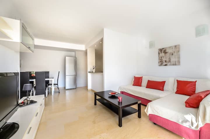 Lovely Flat In Playa Den Bossa - Ibiza