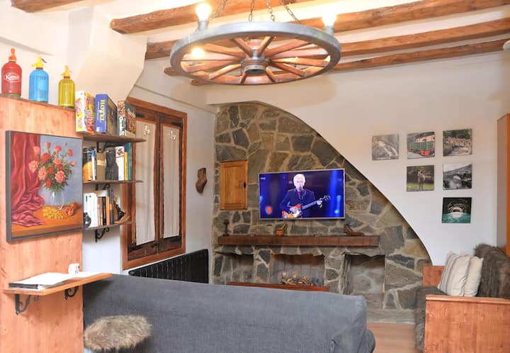 Rustikal Moderne Wohnung Für 6 Personen Pobla De. - Castellar de n'Hug