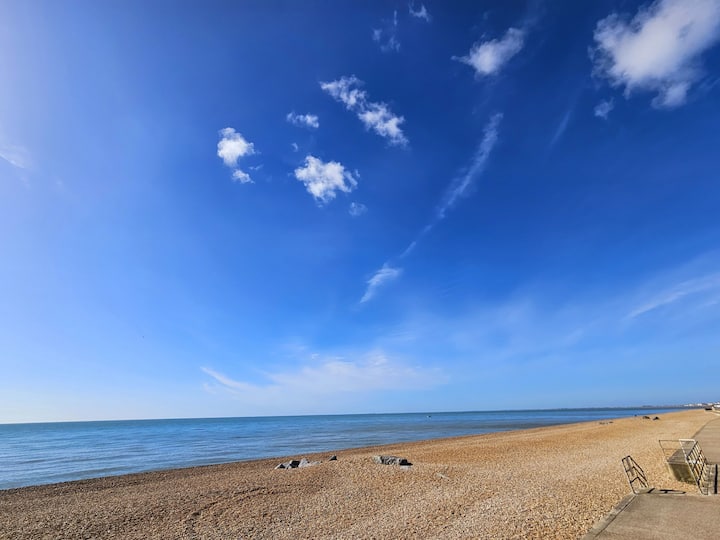 Seascape - Folkestone