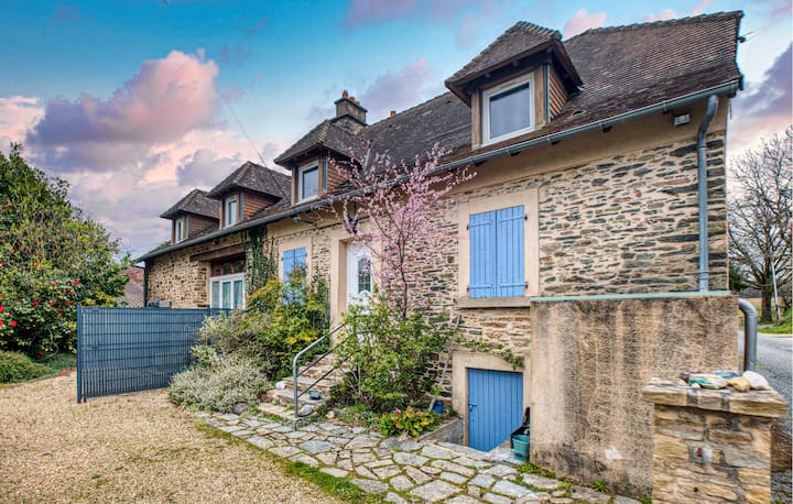 1 Bedroom Stunning Home In Jumilhac-le Grand - Saint-Yrieix-la-Perche
