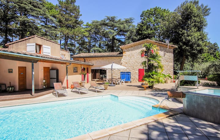 Amazing Home In Saulce Sur Rhône - Mirmande