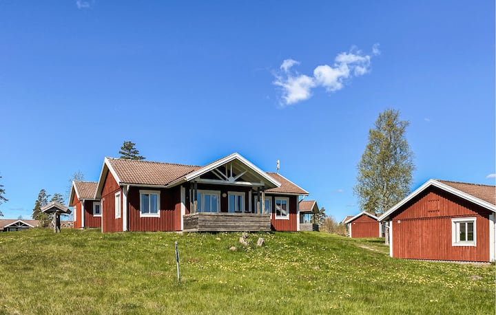 Awesome Home In Hok With Wifi - Vrigstad