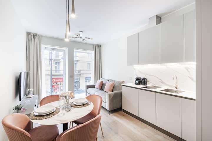 Easylife - Duomo Deluxe Apartments #5 - Milão