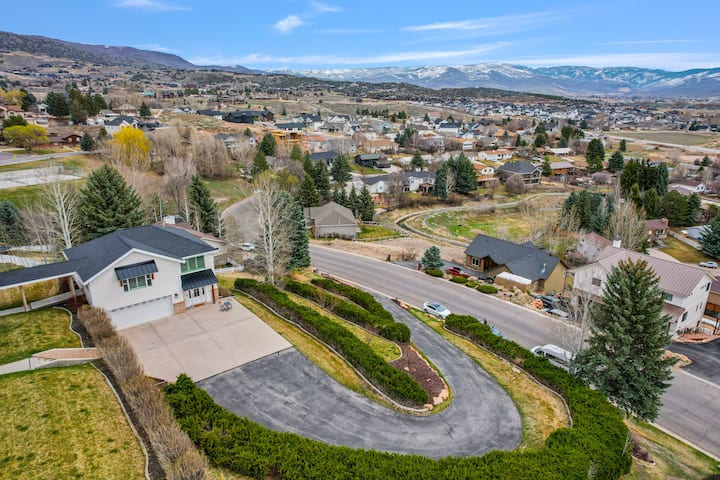 Cottage On The Hill, Sleeps 6, Views, Gym, Office - Heber City, UT